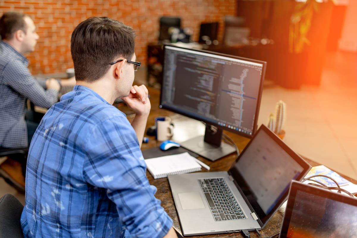 Conheça jogos para aprender programação | Hora de Codar